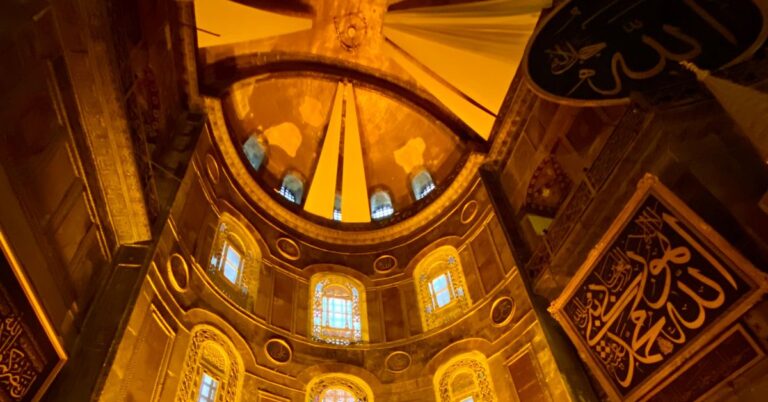 Islamic History in Istanbul: Tracing the City’s Spiritual Legacy ...